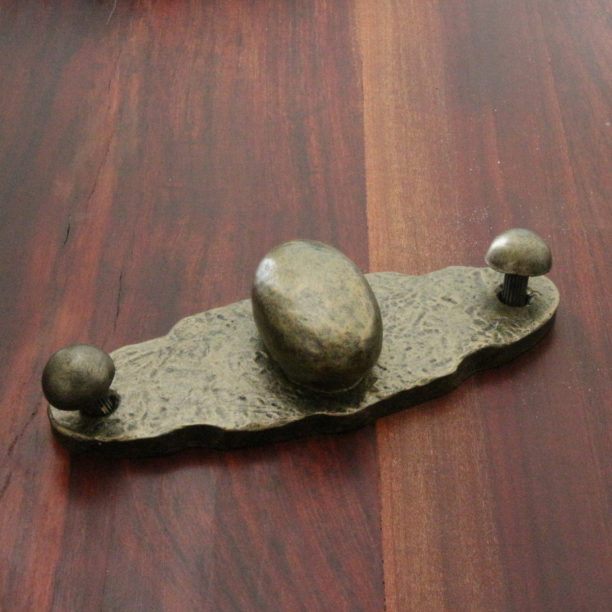 AC26 - Antique Gothic Knob (kit) – DOORSTUDS